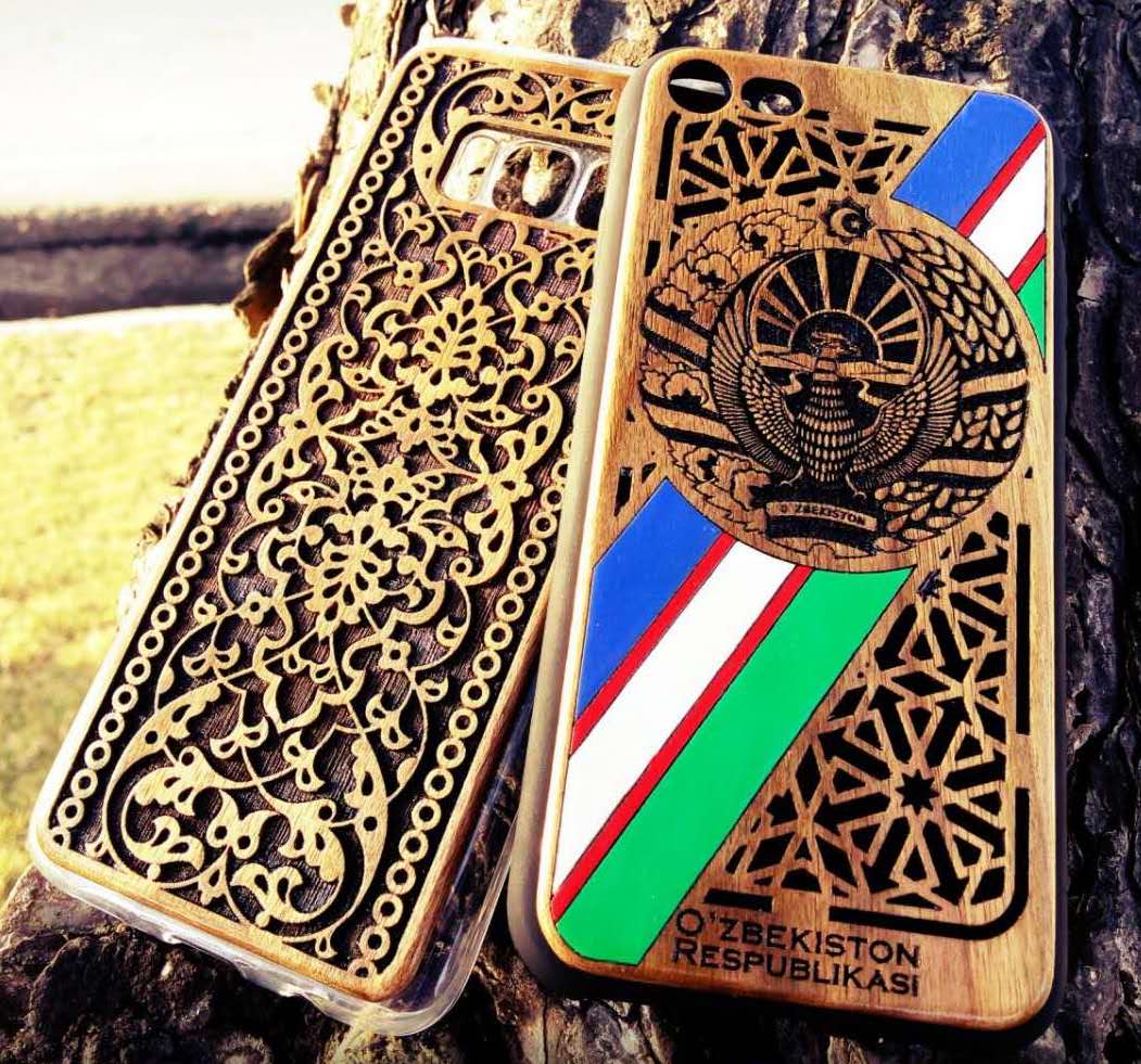 Laser Engraving Machine for Wood Phone Cover Engraving -WISDOM CNC